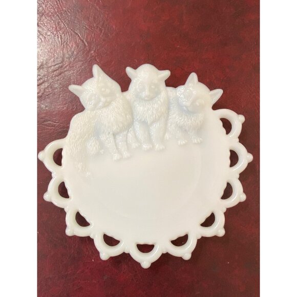 Westmoreland | Art | 95 Westmoreland 3 Kitten Cat Milk Glass Plate Milk ...